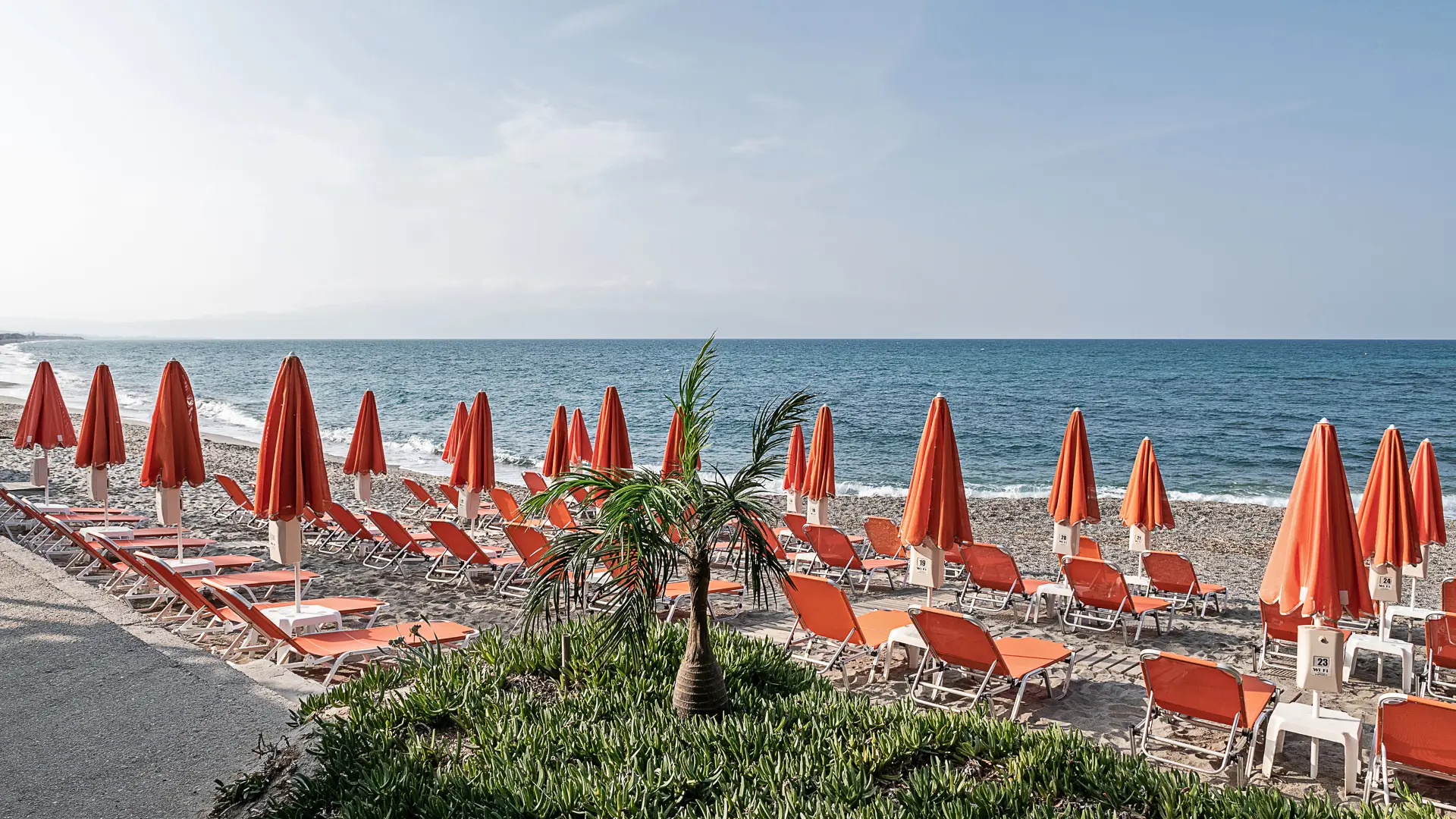 Angela Beach - Platanias, Grækenland - Book her