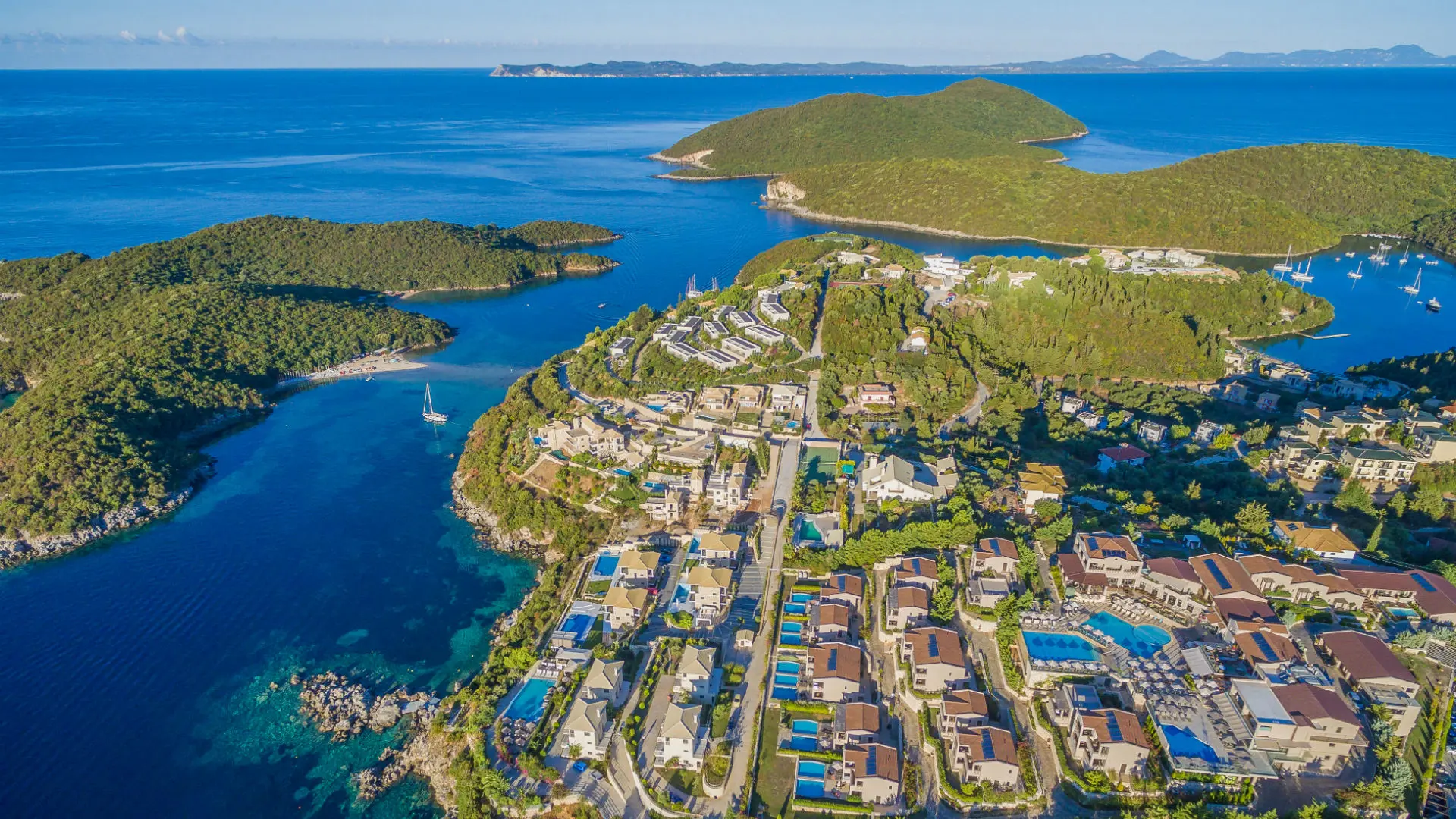Sivota Diamond Spa Resort m/helpension - Sivota, Grækenland - Book her