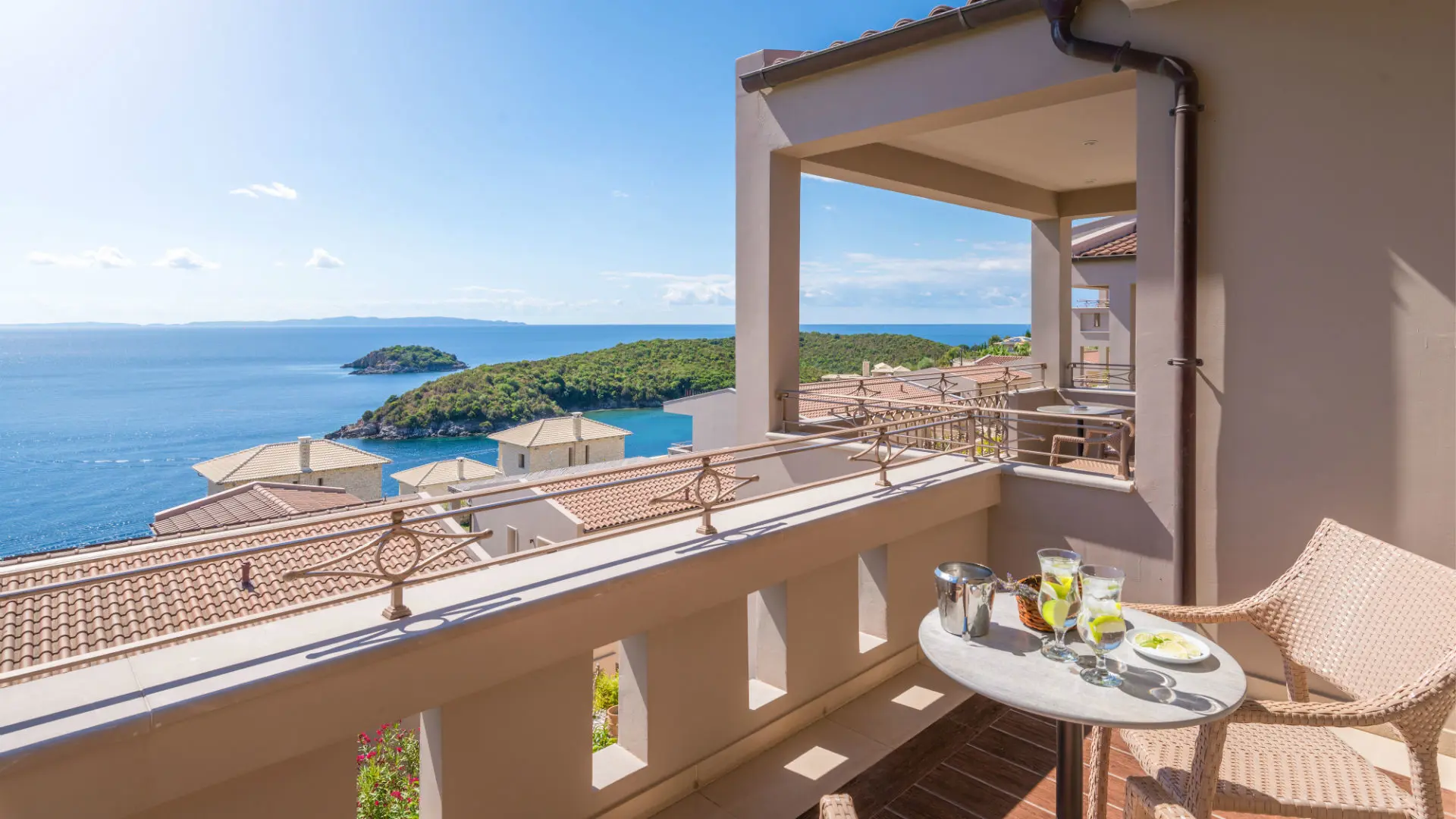 Sivota Diamond Spa Resort m/helpension - Sivota, Grækenland - Book her